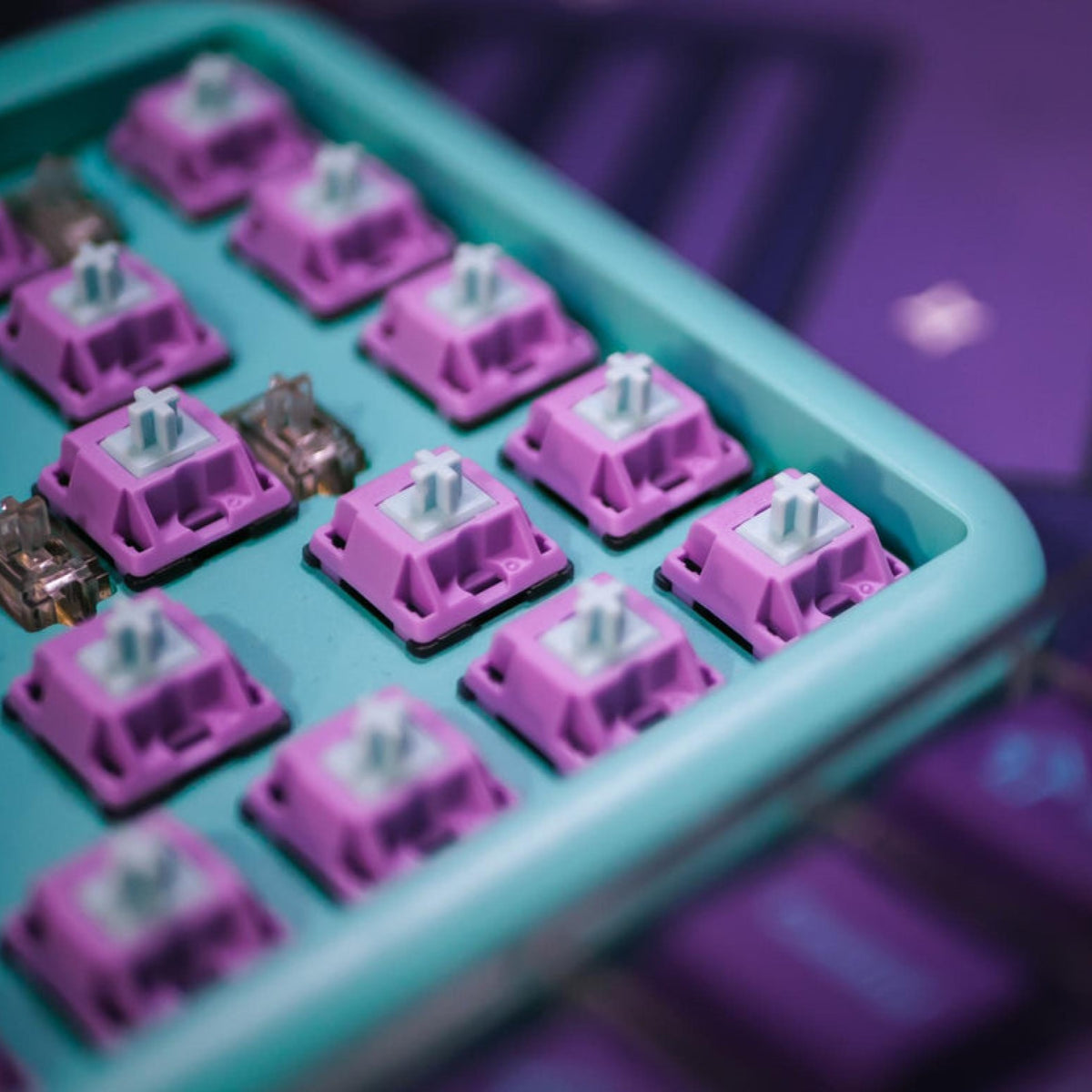 Blue Bubblegum Linear Switch V2 – KEYGEM